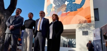 Inauguran Mural Mujer y Niña en la Ciencia en edificio Luis Pasteur ...
